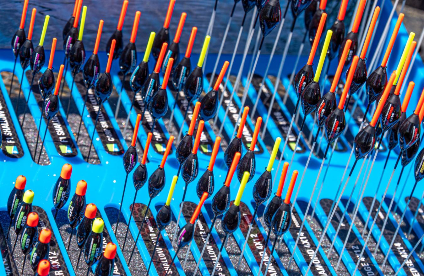 Why I’ve returned to mass produced Commercial pole floats – Phil ...